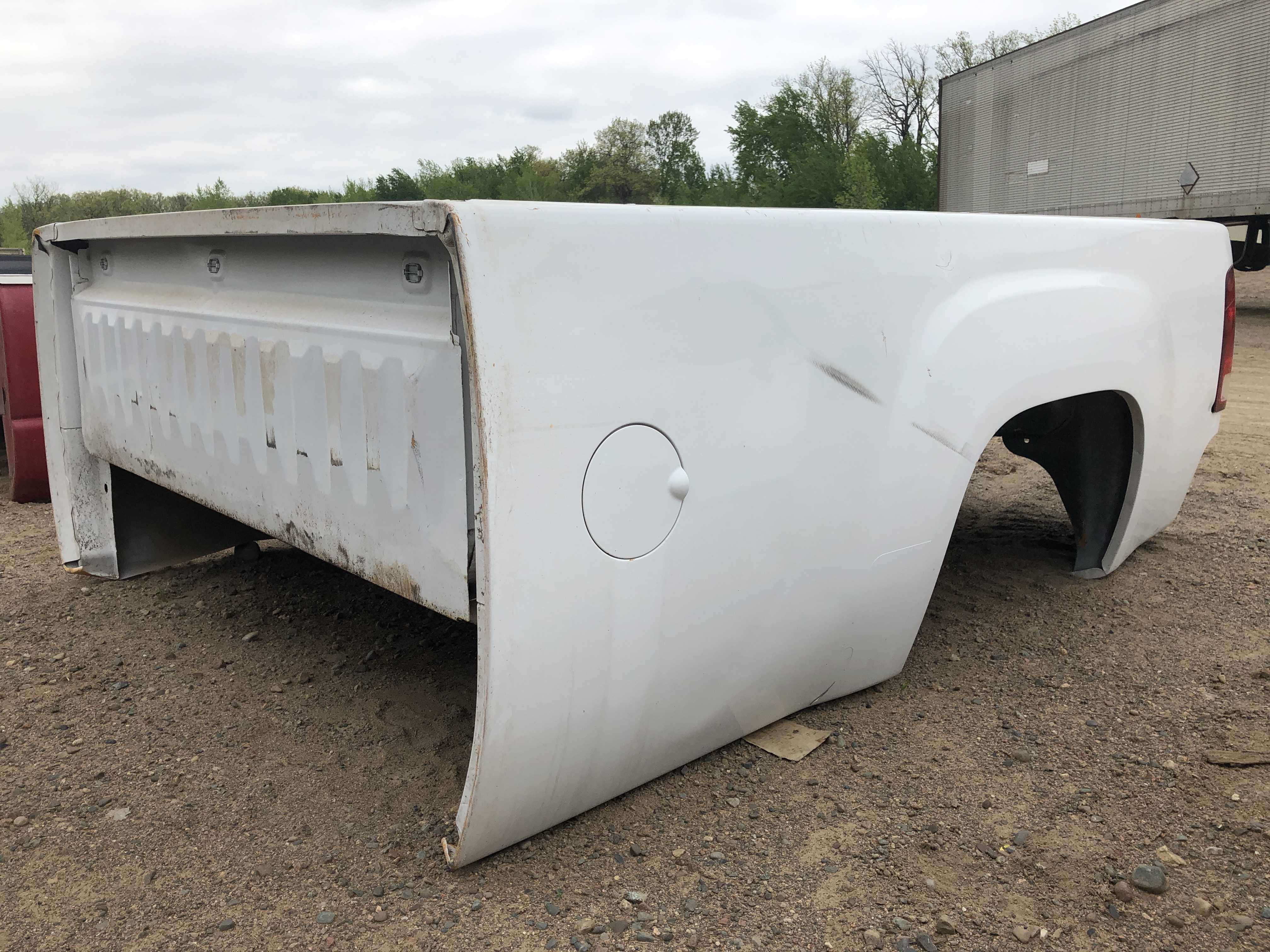 GMC 1500/2500 Pickup Box | Heavy Equipment, Truck & Trailer Auction