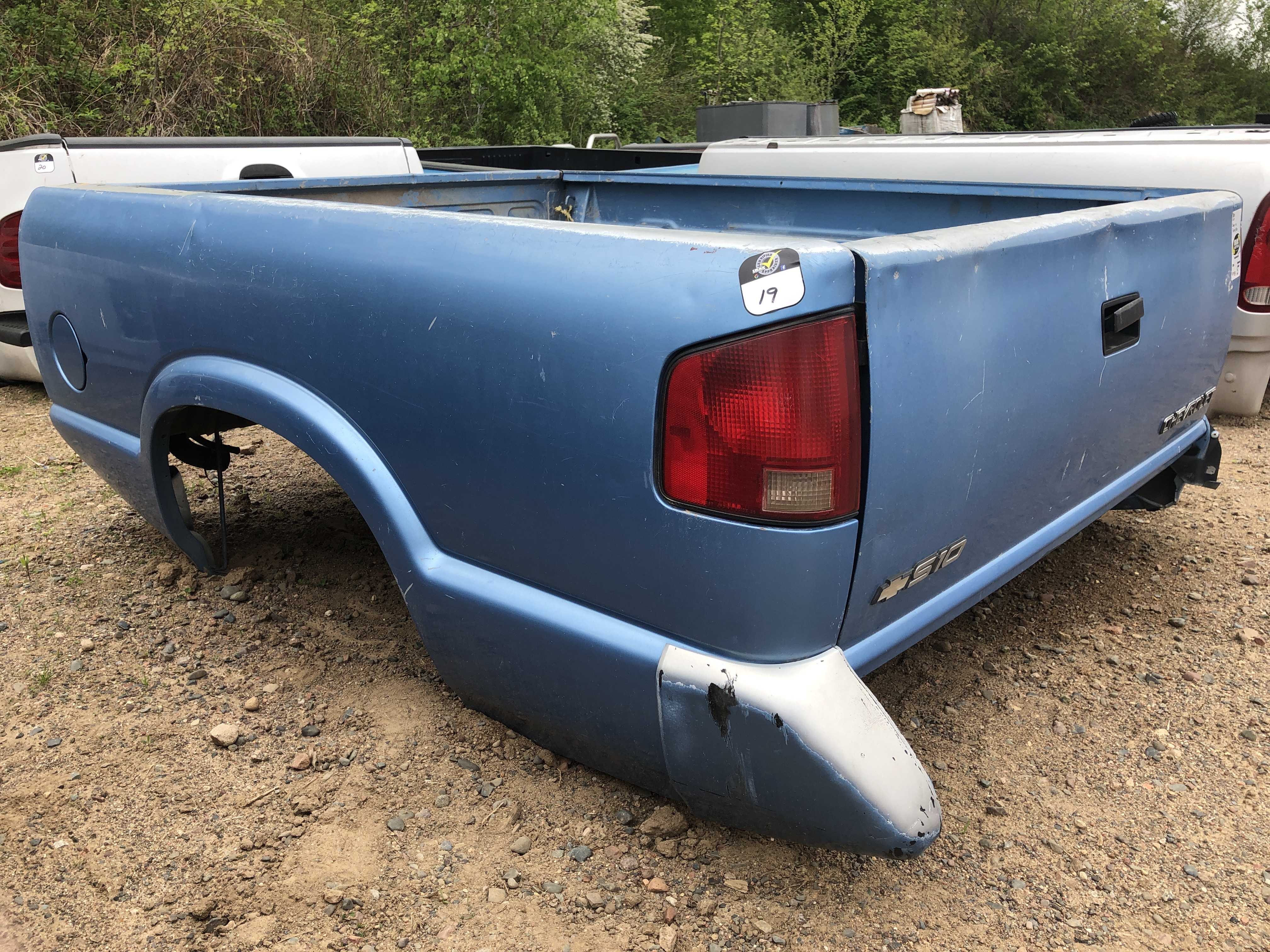 Chevy S10 Pickup Box | Heavy Equipment, Truck & Trailer Auction